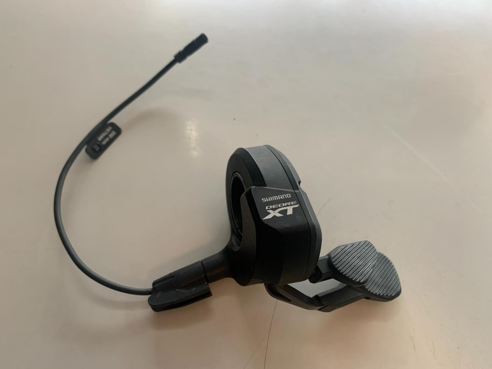 Shimano XT Di2 SW-M8050 Shifter | Shifters | Bike Hub