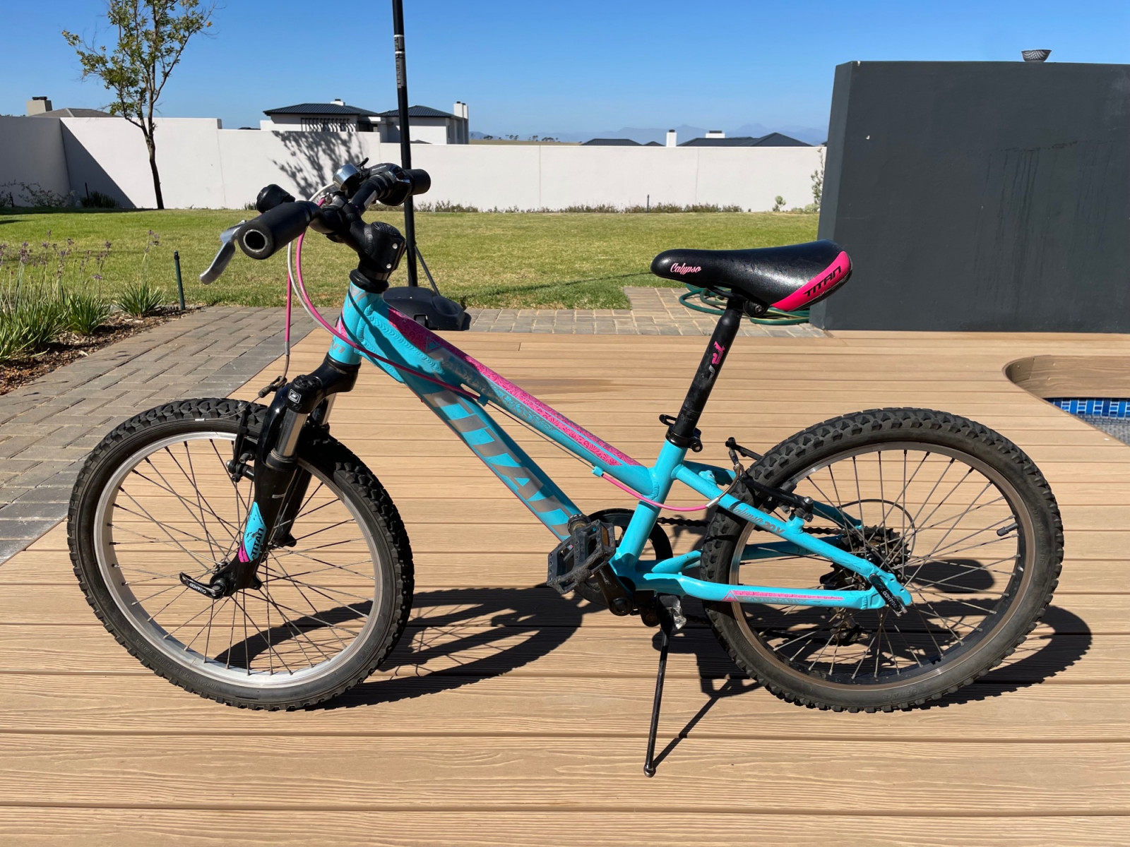 Titan Calypso 20" Girls Bike | Bike Hub