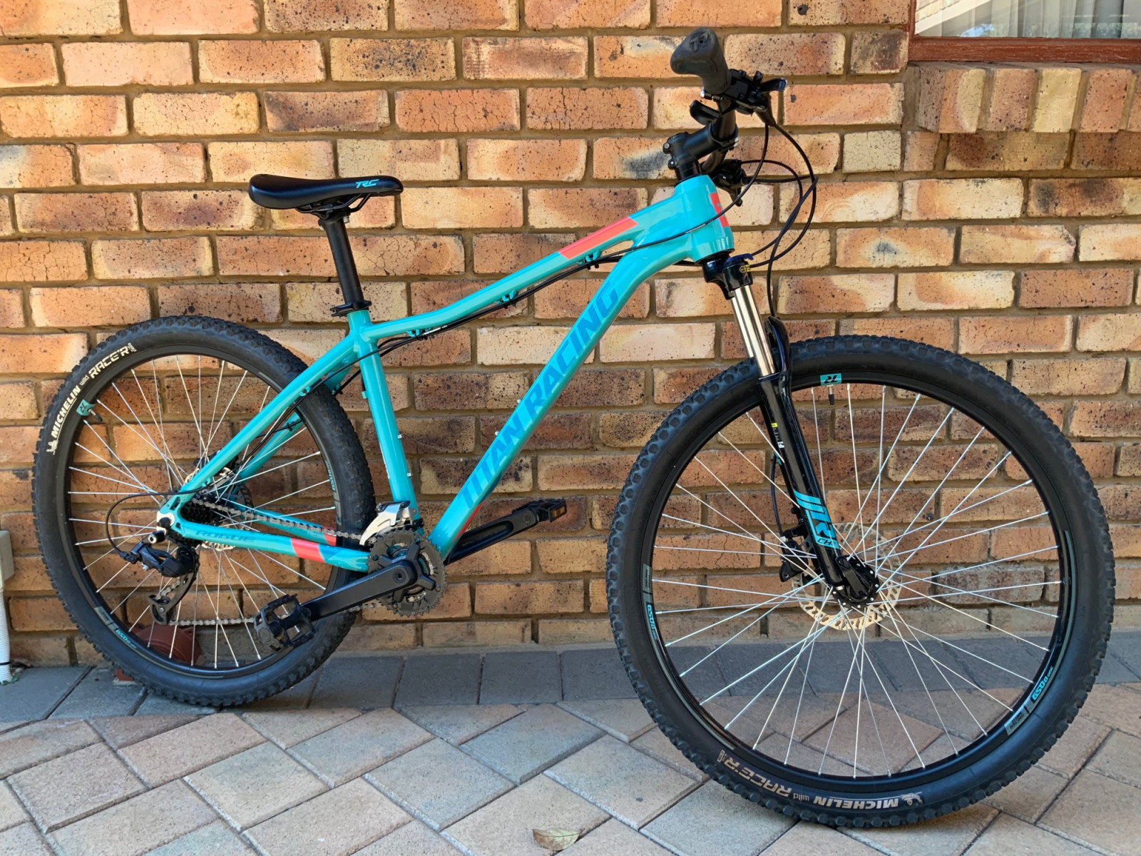 Titan Racing Alpine Rogue. | Hardtail Mountain Bikes | Bike Hub