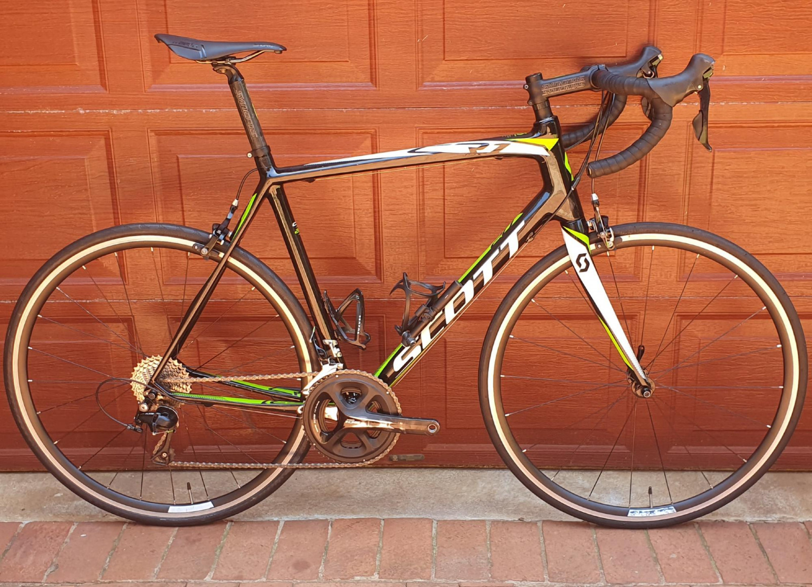 SCOTT CR1 20 Carbon | Road Bikes | Bike Hub