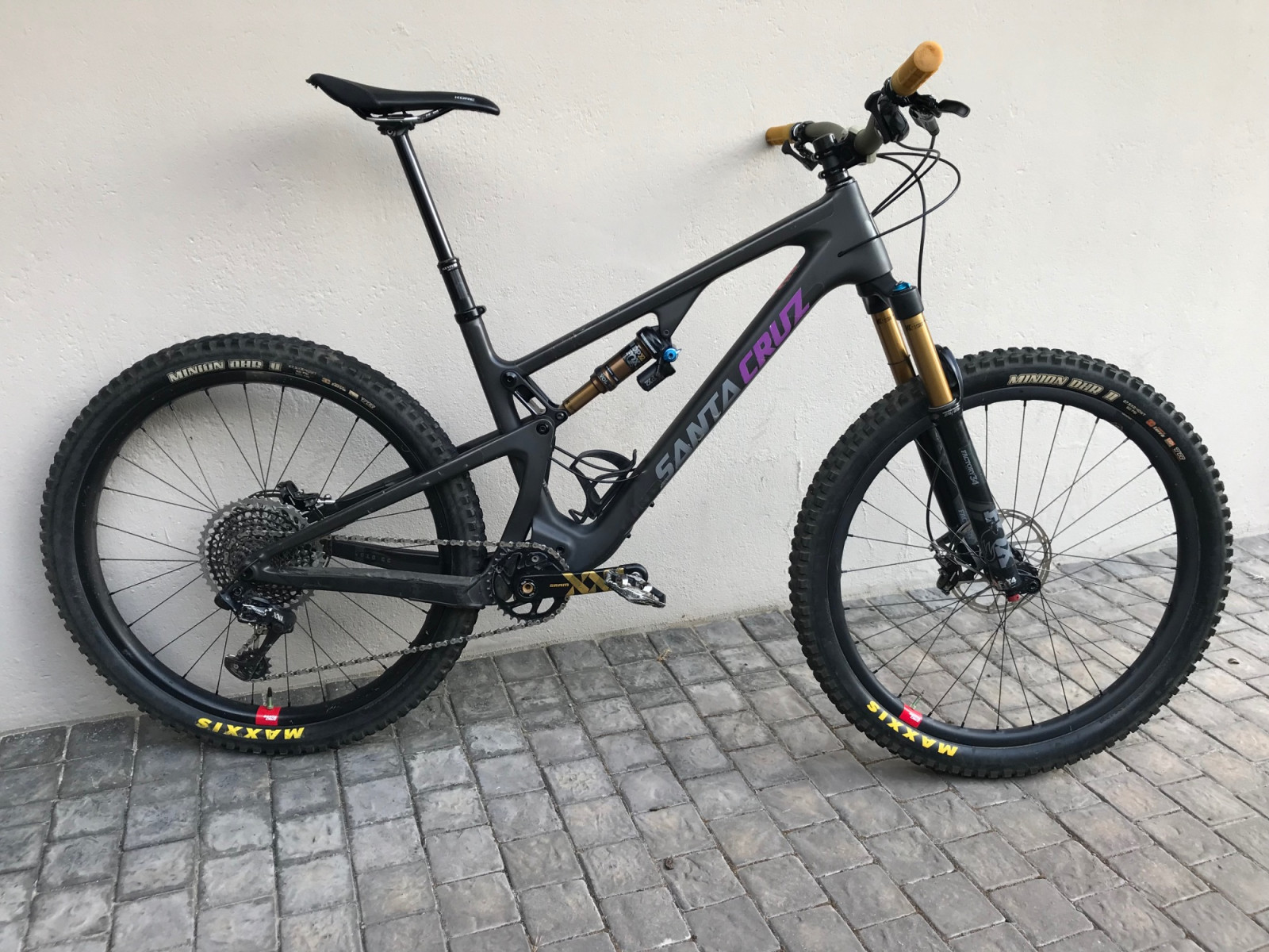 Santa Cruz 5010 cc | Dual Suspension Mountain Bikes | Bike Hub