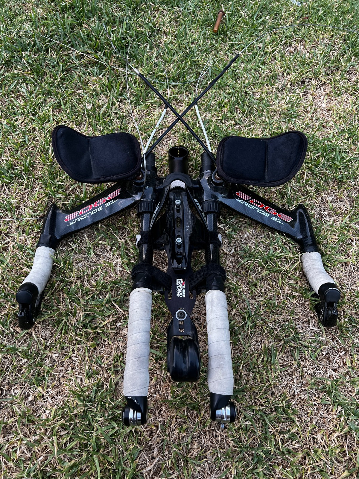 Edge carbon tri bars | Handlebars | Bike Hub