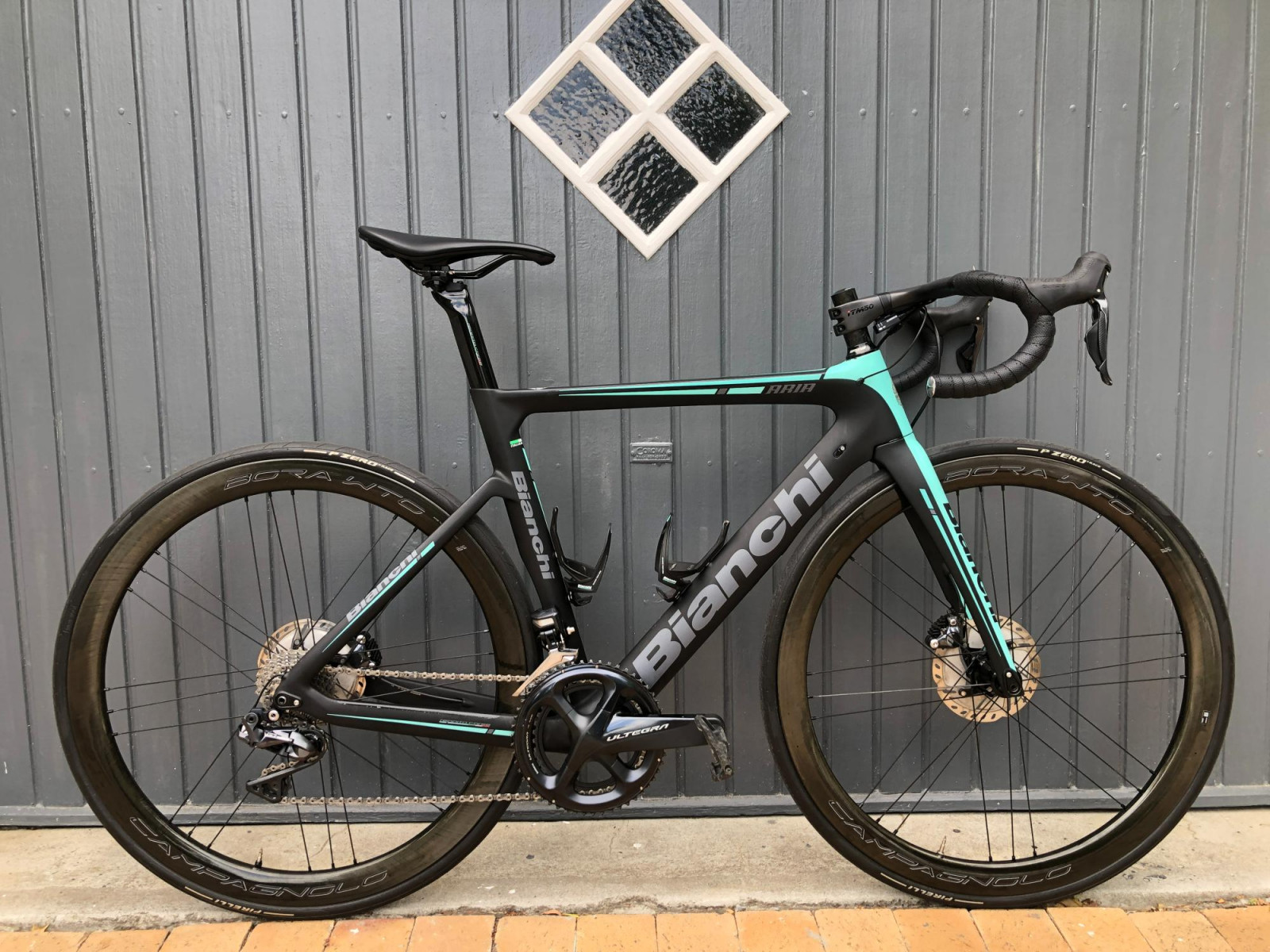 Bianchi Aria/Campy Bora/ DI2 | Road Bikes | Bike Hub