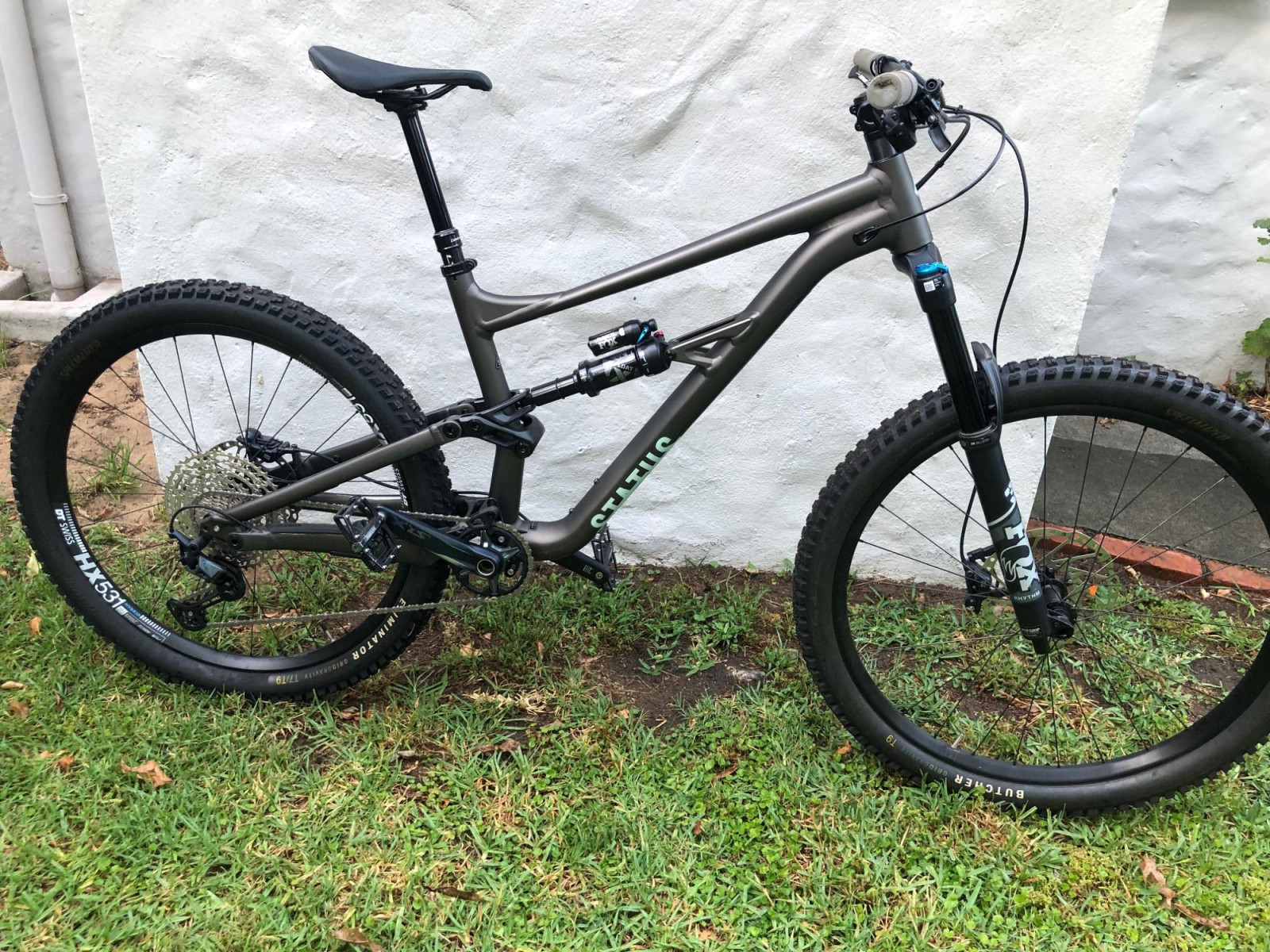 Specialized Status 160 | Dual Suspension Mountain Bikes | Bike Hub