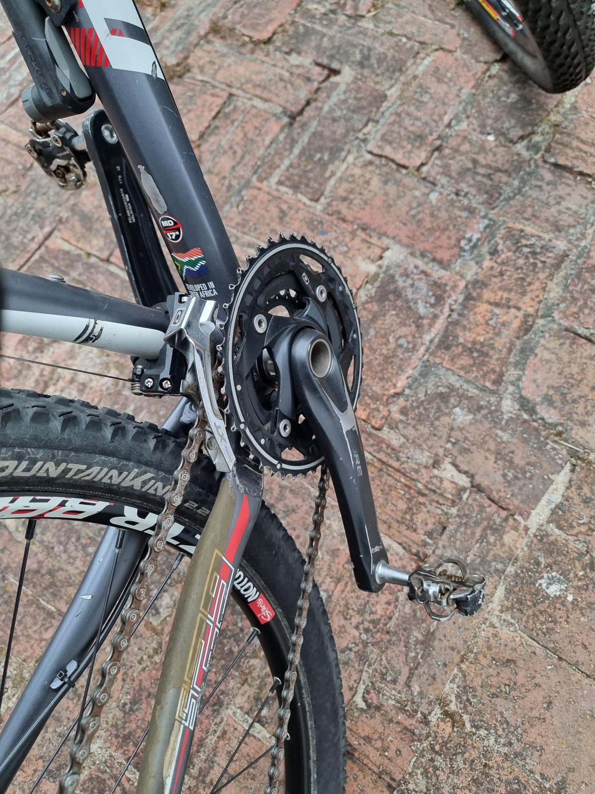 Momsen large mountain bike | Hardtail Mountain Bikes | Bike Hub