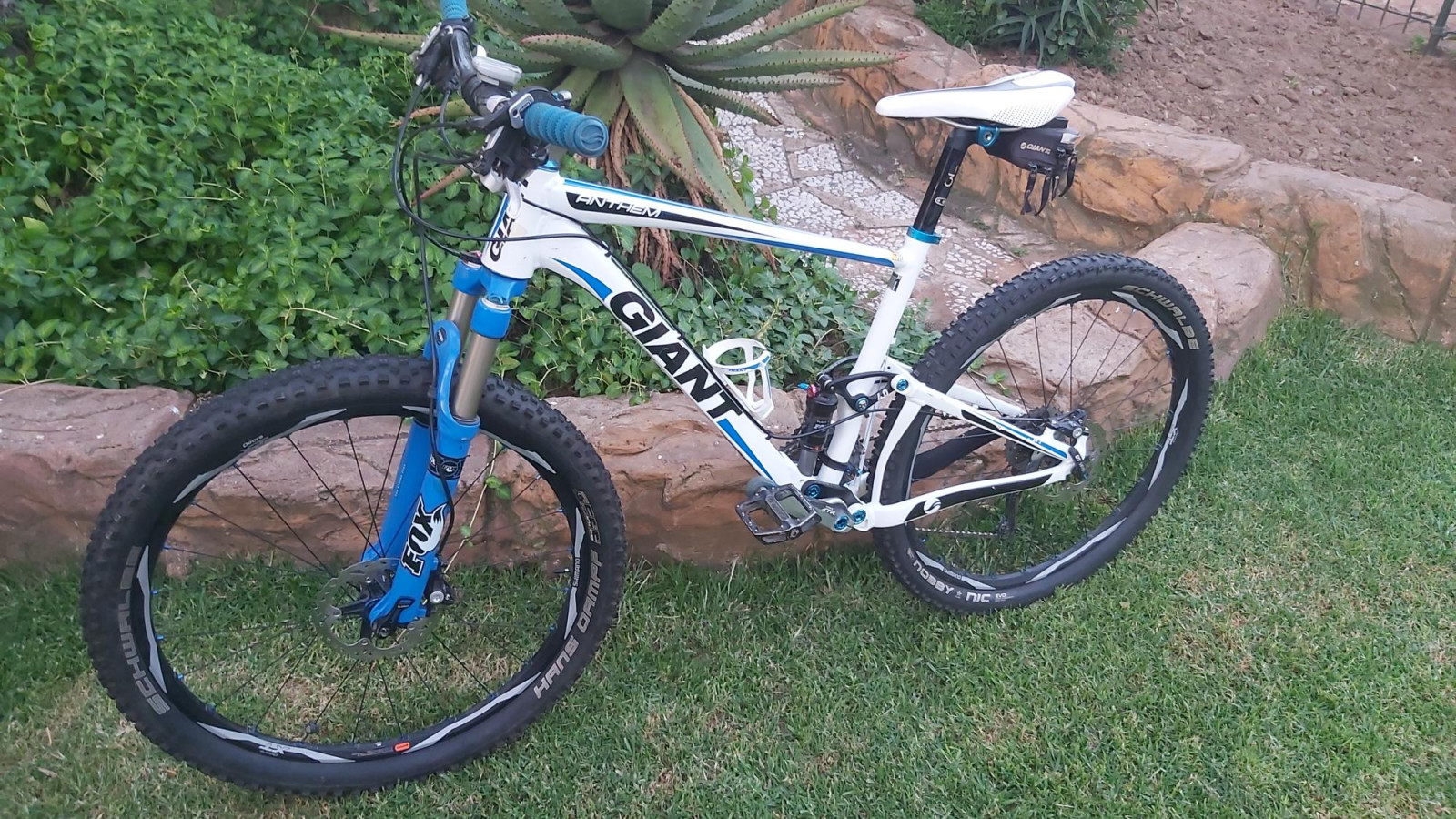 Giant Anthem x (medium) 26er | Dual Suspension Mountain Bikes | Bike Hub