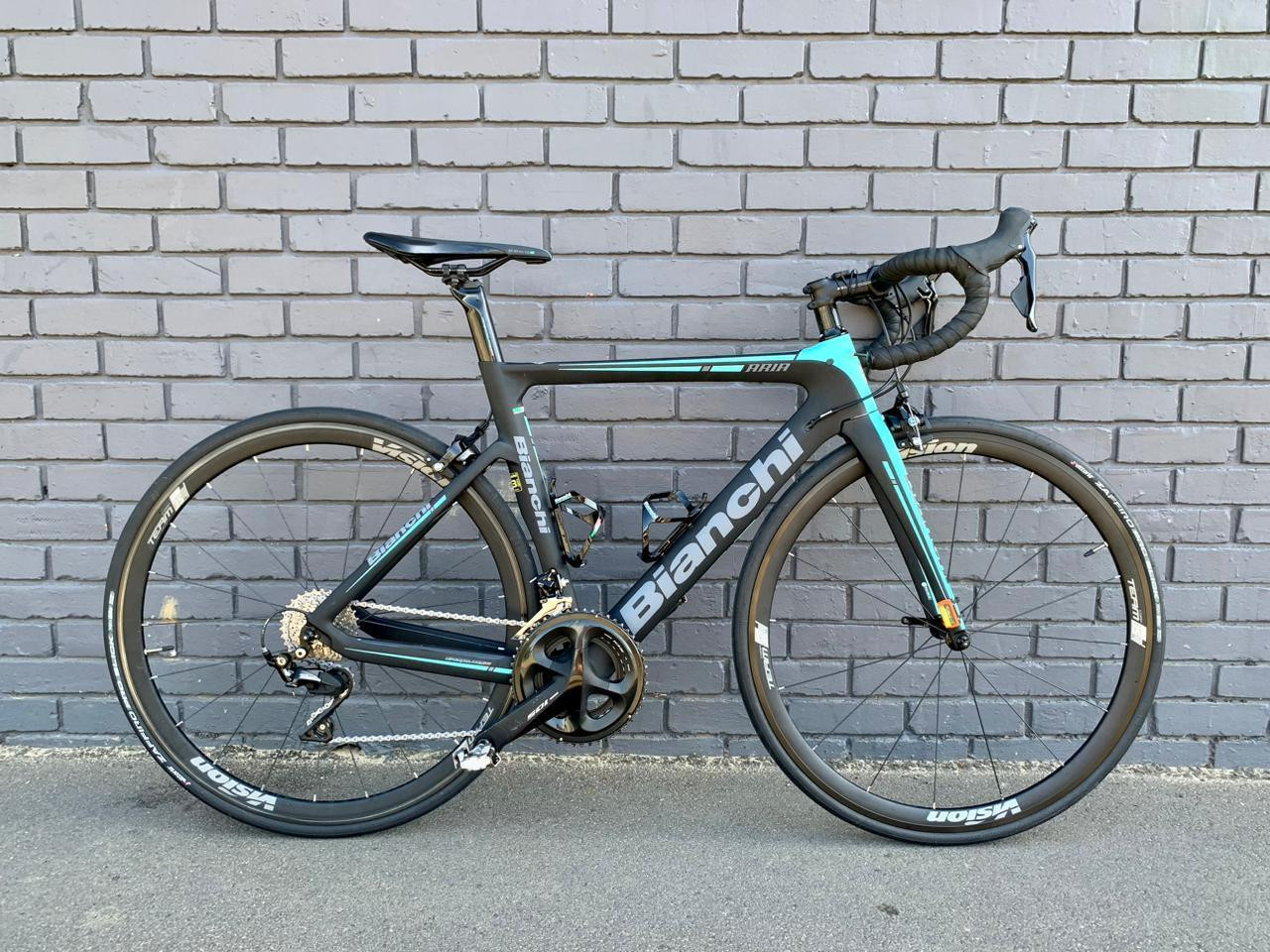 Bianchi Aria | Road Bikes | Bike Hub