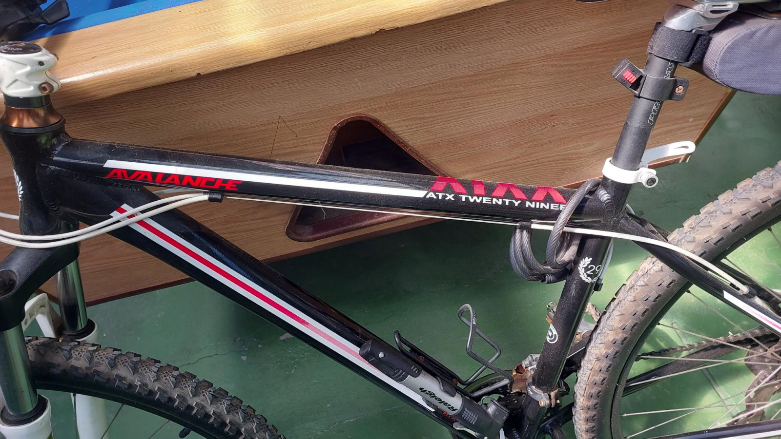 avalanche atx twenty niner pro max 2021 | Hardtail Mountain Bikes ...