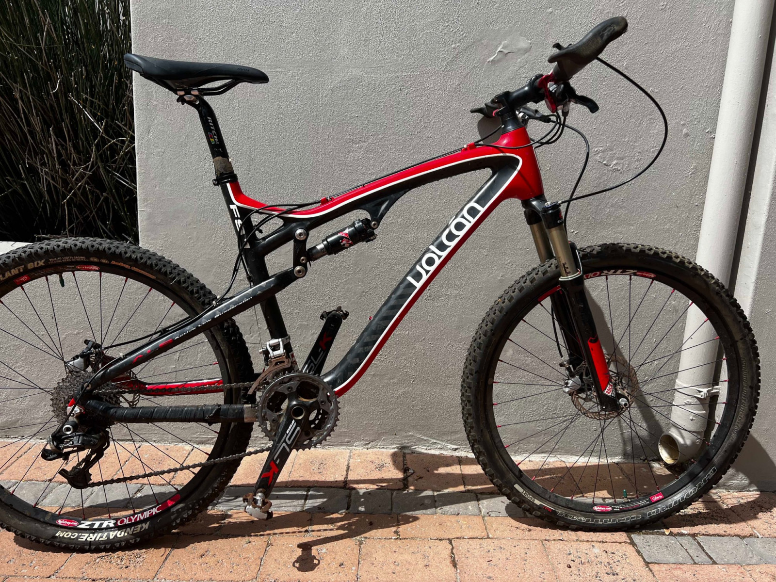 Volcan FS1 Carbon 26" | Dual Suspension Mountain Bikes | Bike Hub