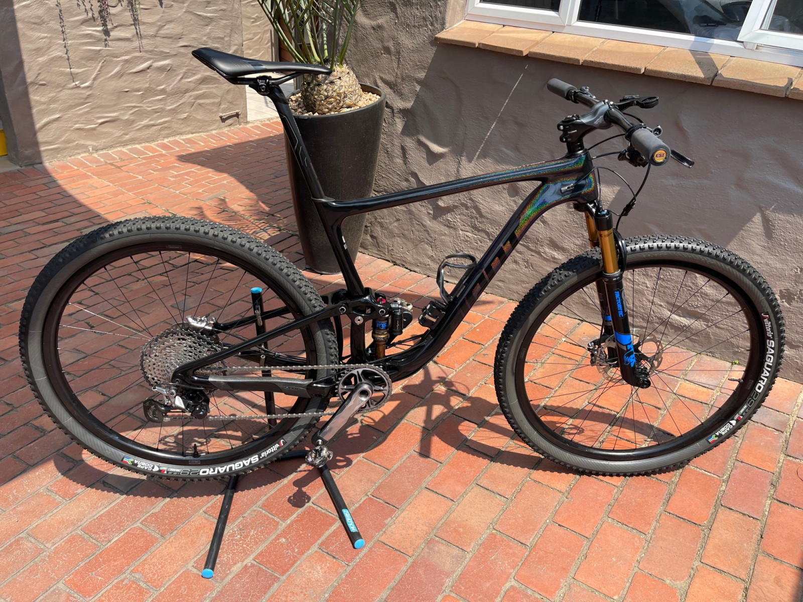 Giant Anthem pro | Dual Suspension Mountain Bikes | Bike Hub