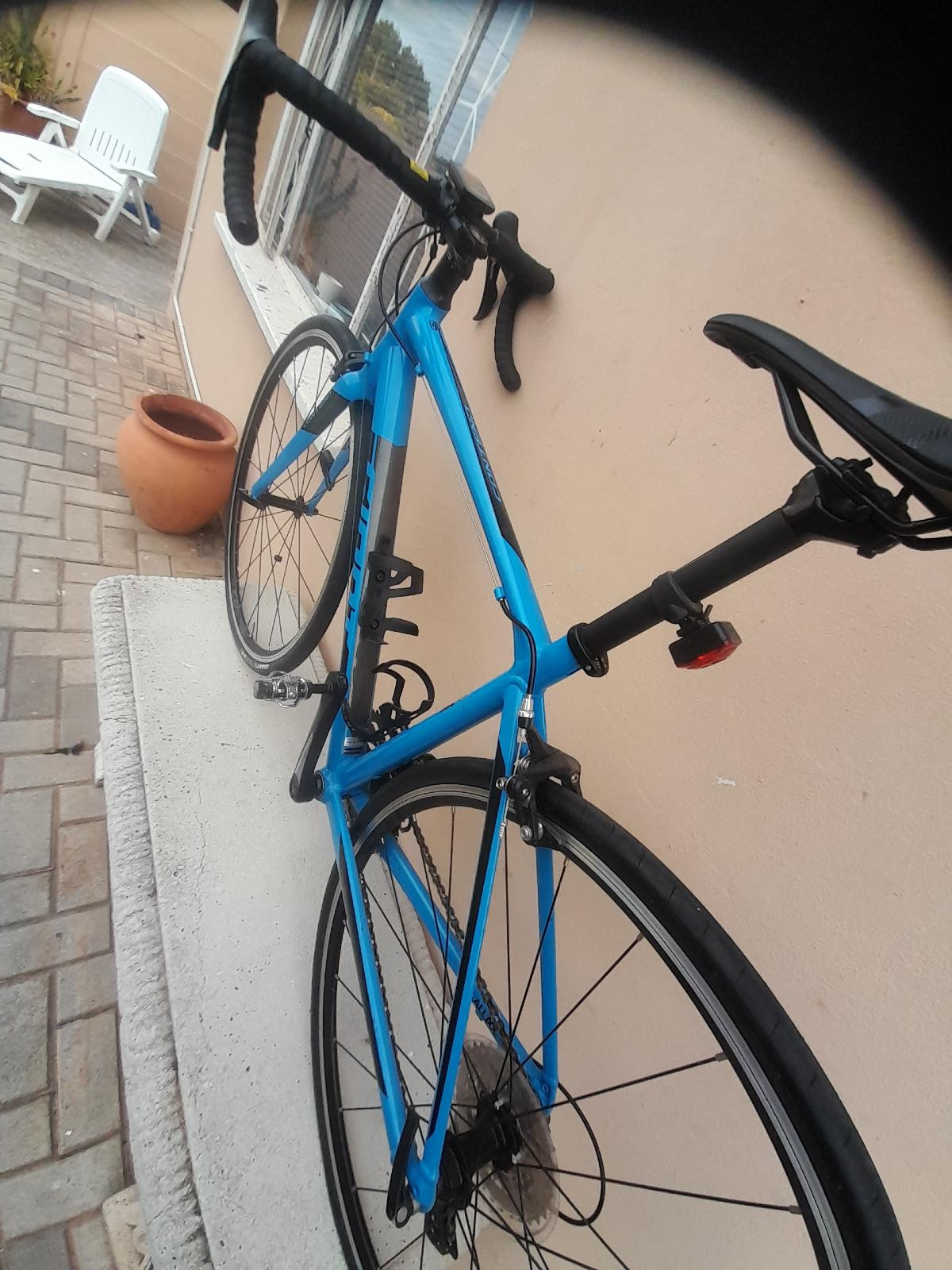 2022 giant contend 1 | Bike Hub