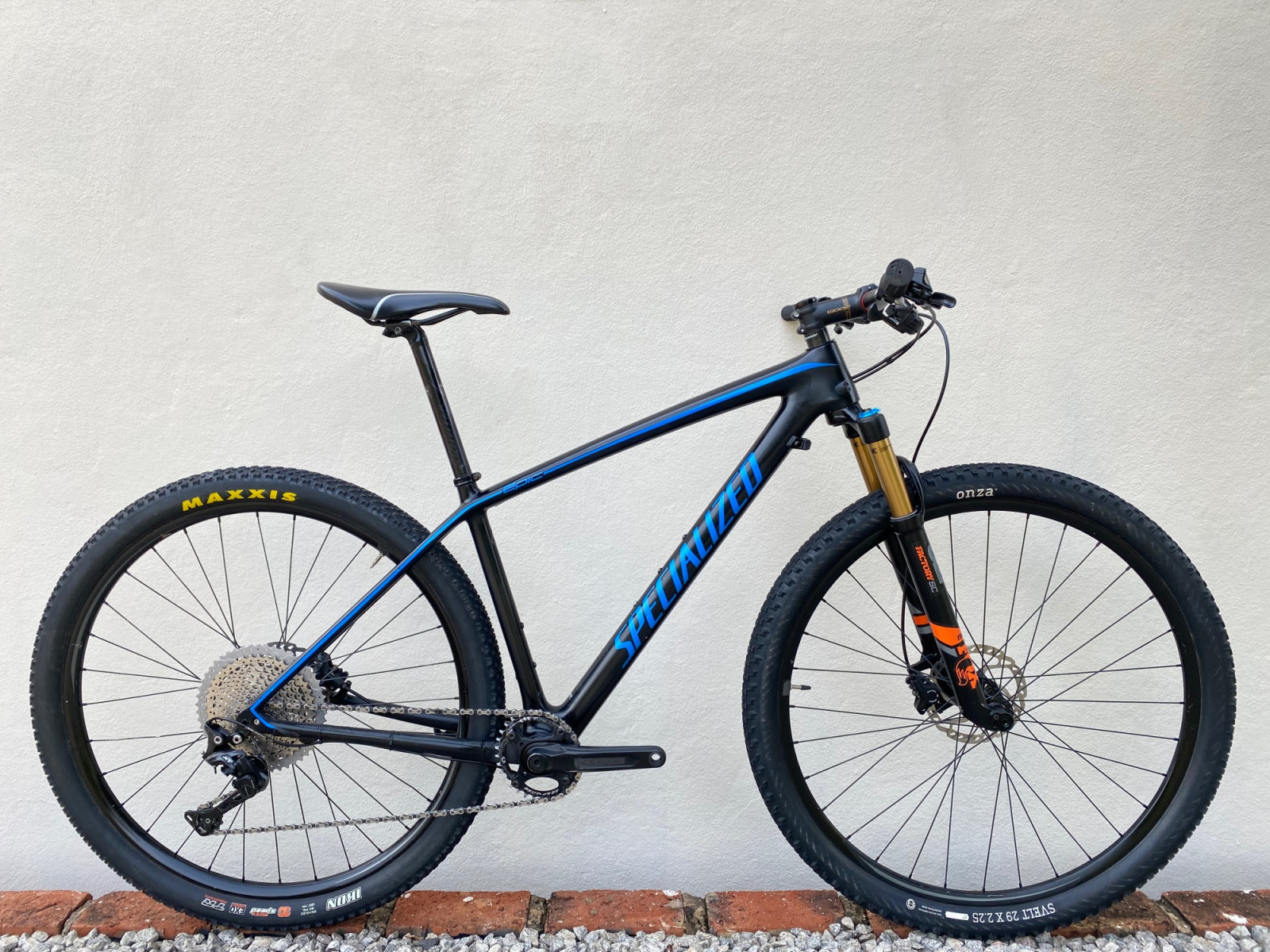 Specialized Epic HT Comp Carbon (medium) | Hardtail Mountain Bikes ...