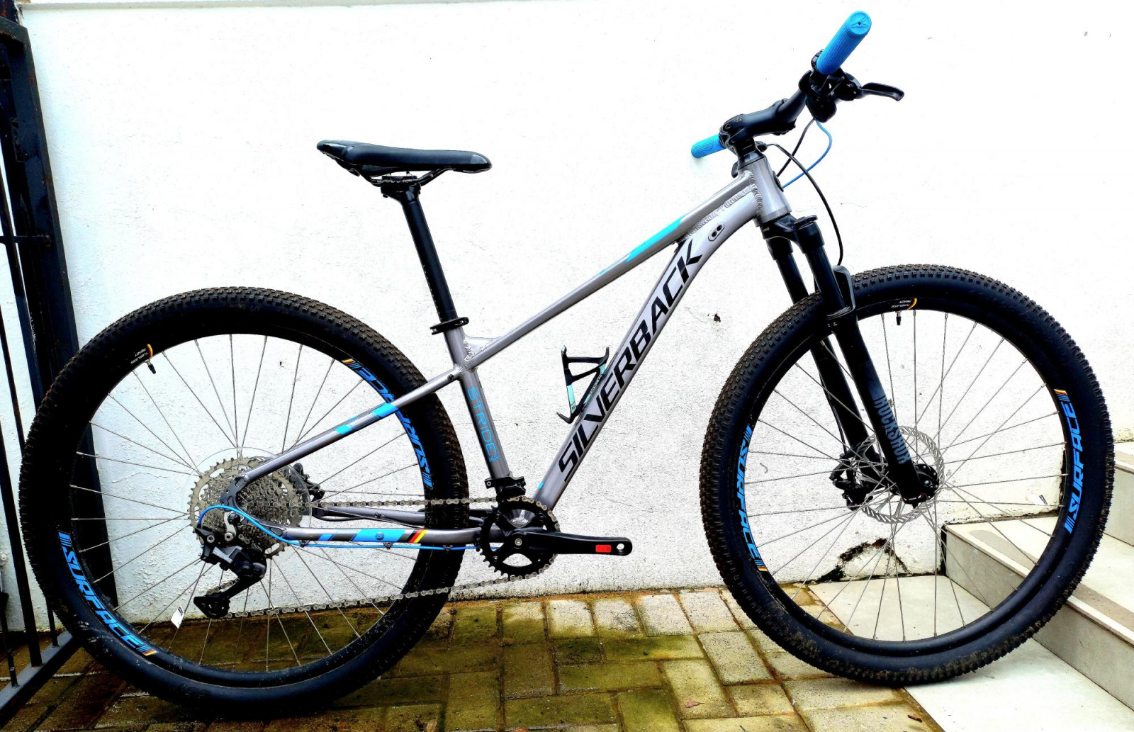 Silverback Stride Delux Hardtail MTB (S) | Hardtail Mountain Bikes | Bike Hub