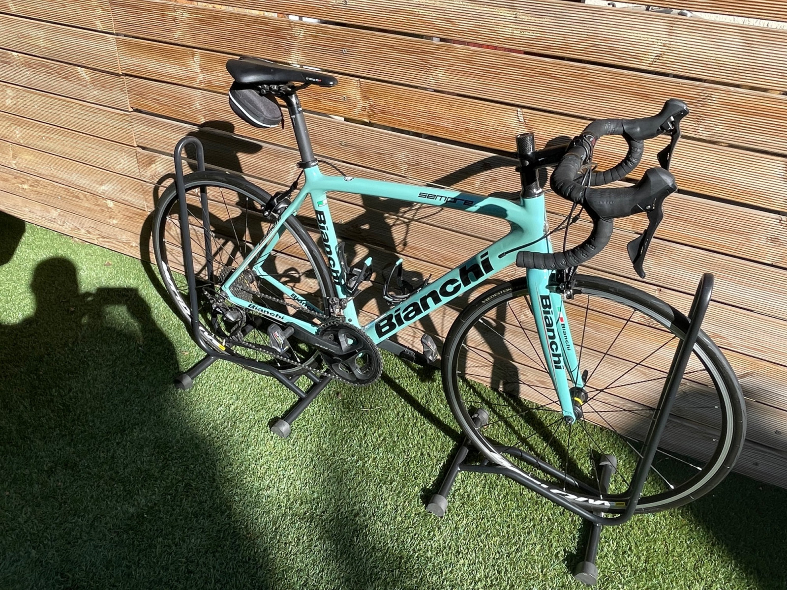 Bianchi Sempre Pro | Road Bikes | Bike Hub