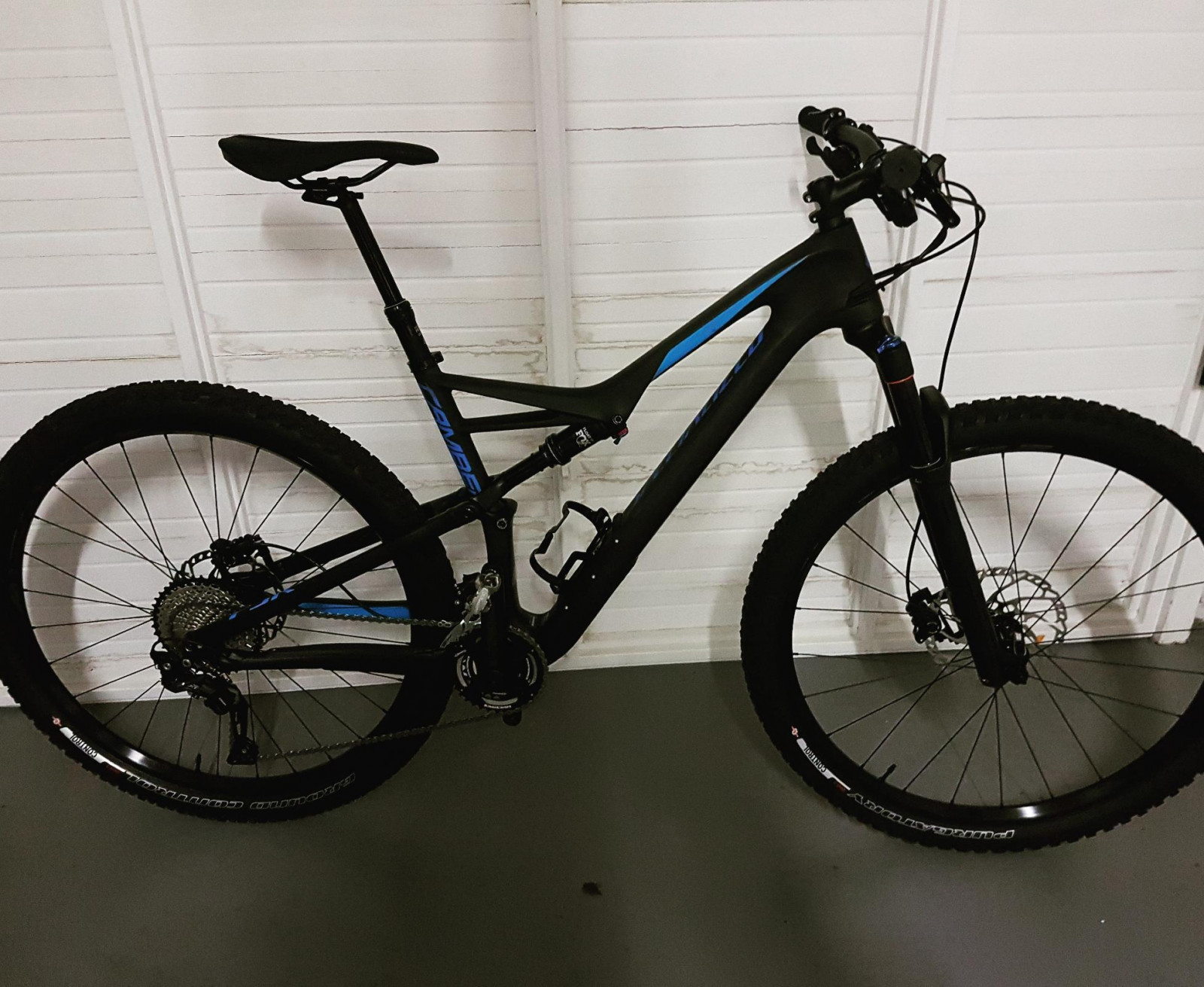 Specialized Camber Carbon | Dual Suspension Mountain Bikes | Bike Hub