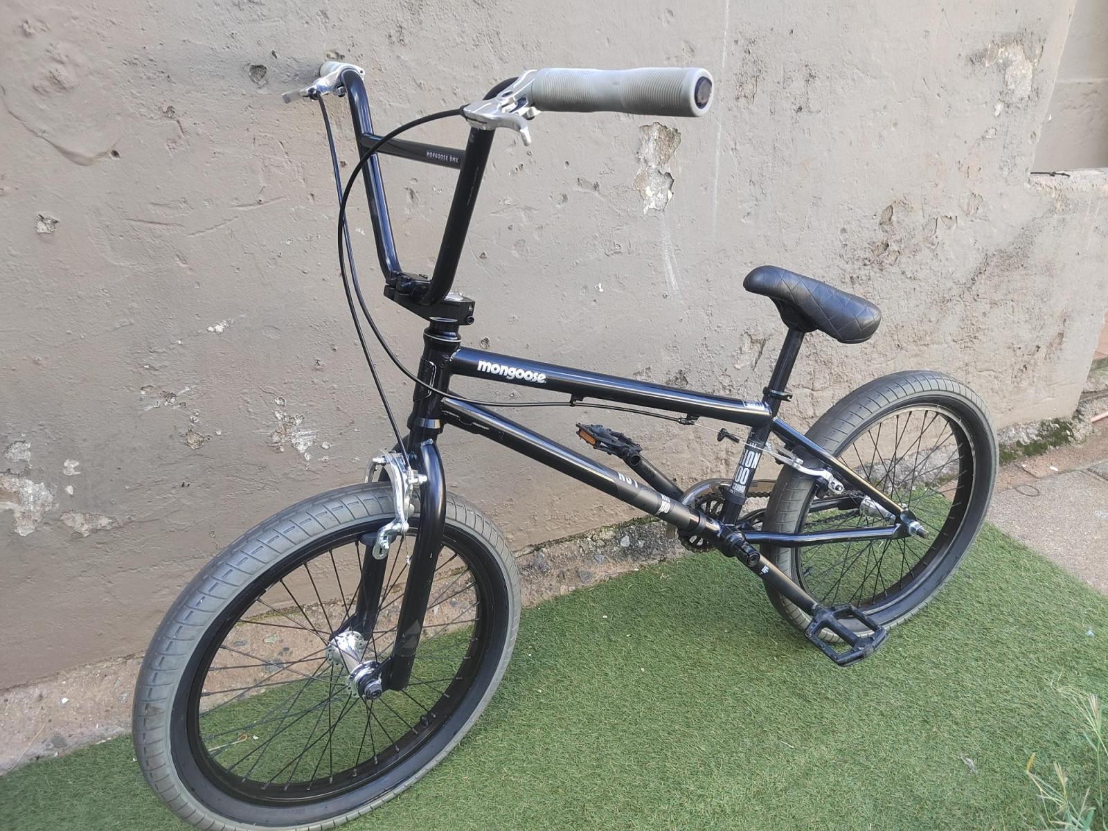 Mongoose Legion L100 | BMX Bikes | Bike Hub