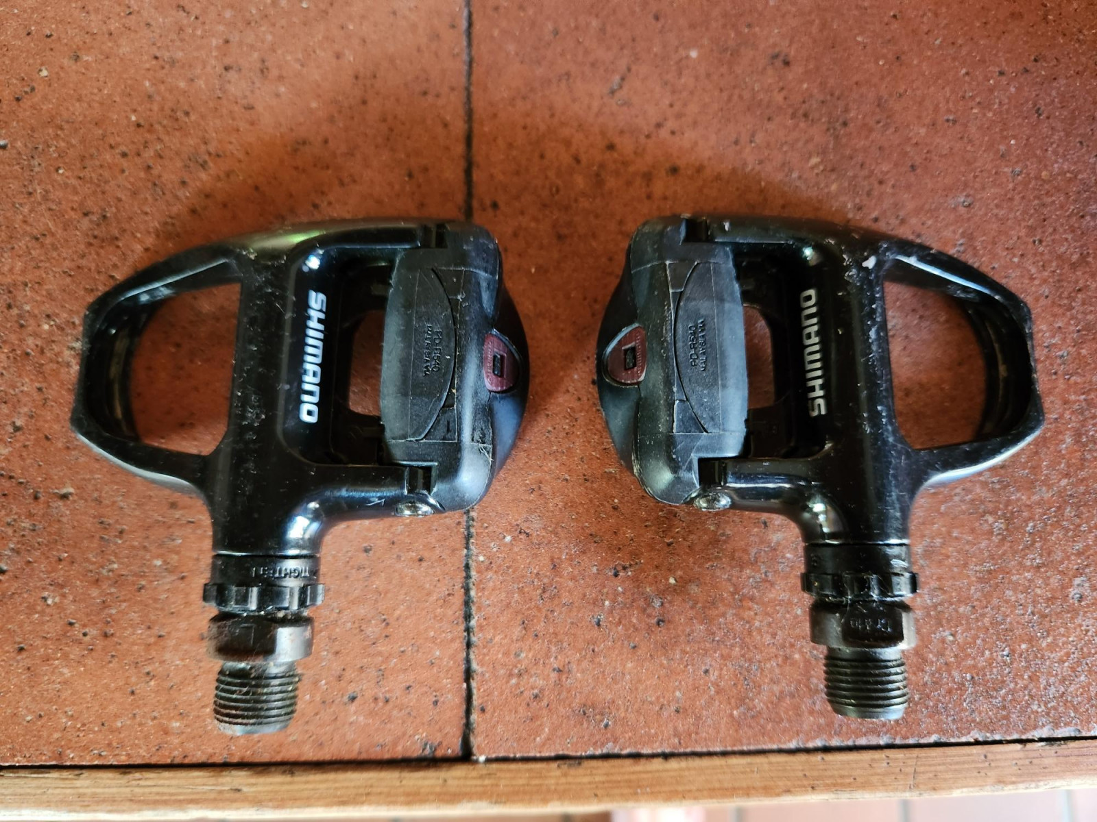 Shimano Road Pedals PD R540 | Pedals | Bike Hub
