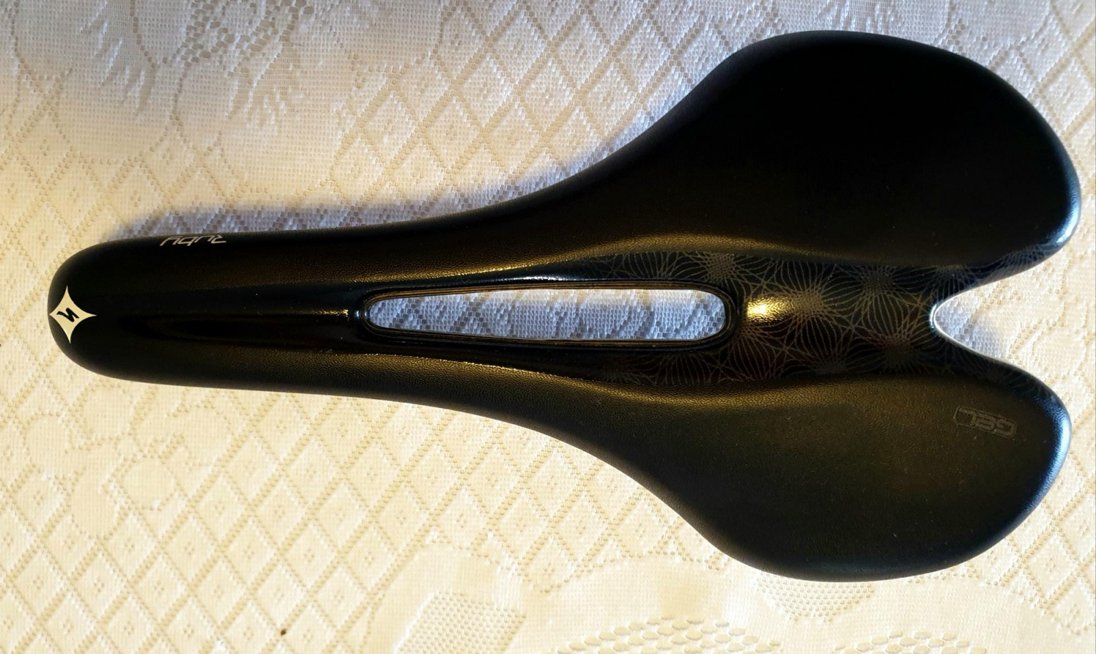 Specialized Ruby 155mm | Saddles | Bike Hub