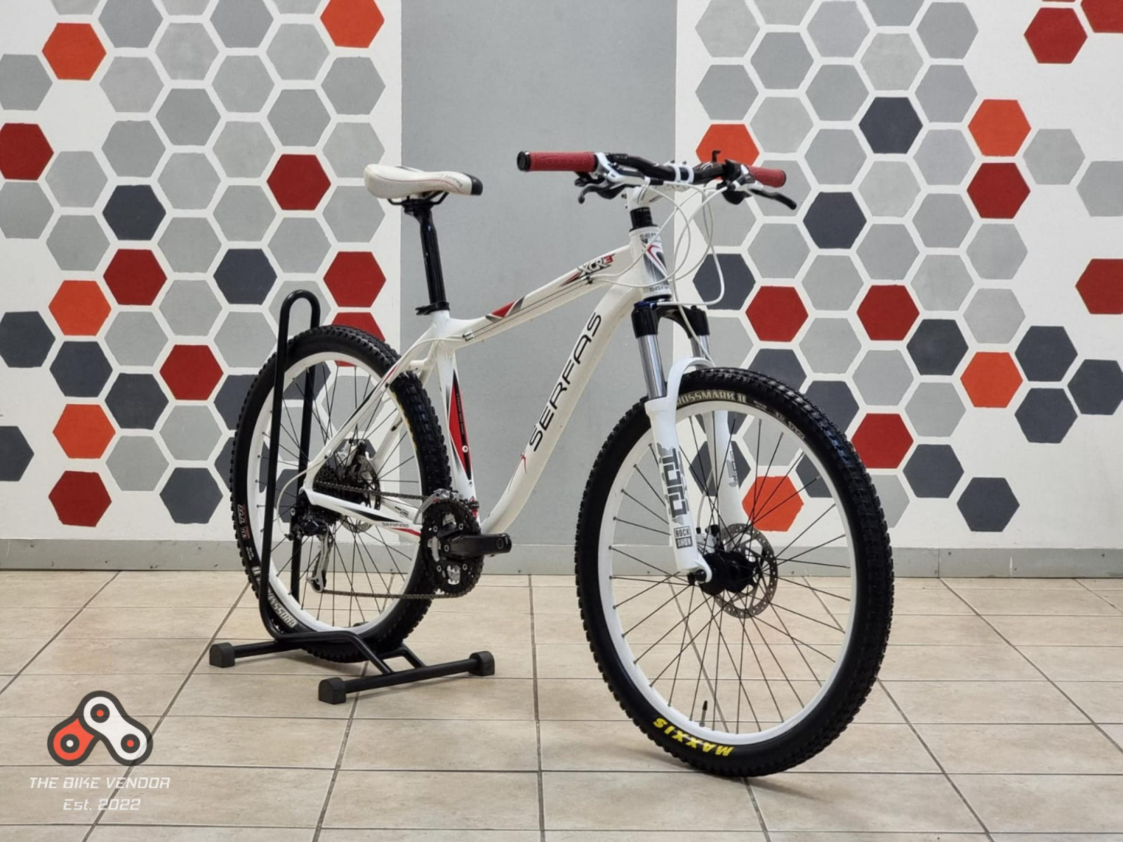 Serfas XCR 3 - Hydro Brakes -Rockshox (M) | Hardtail Mountain Bikes ...