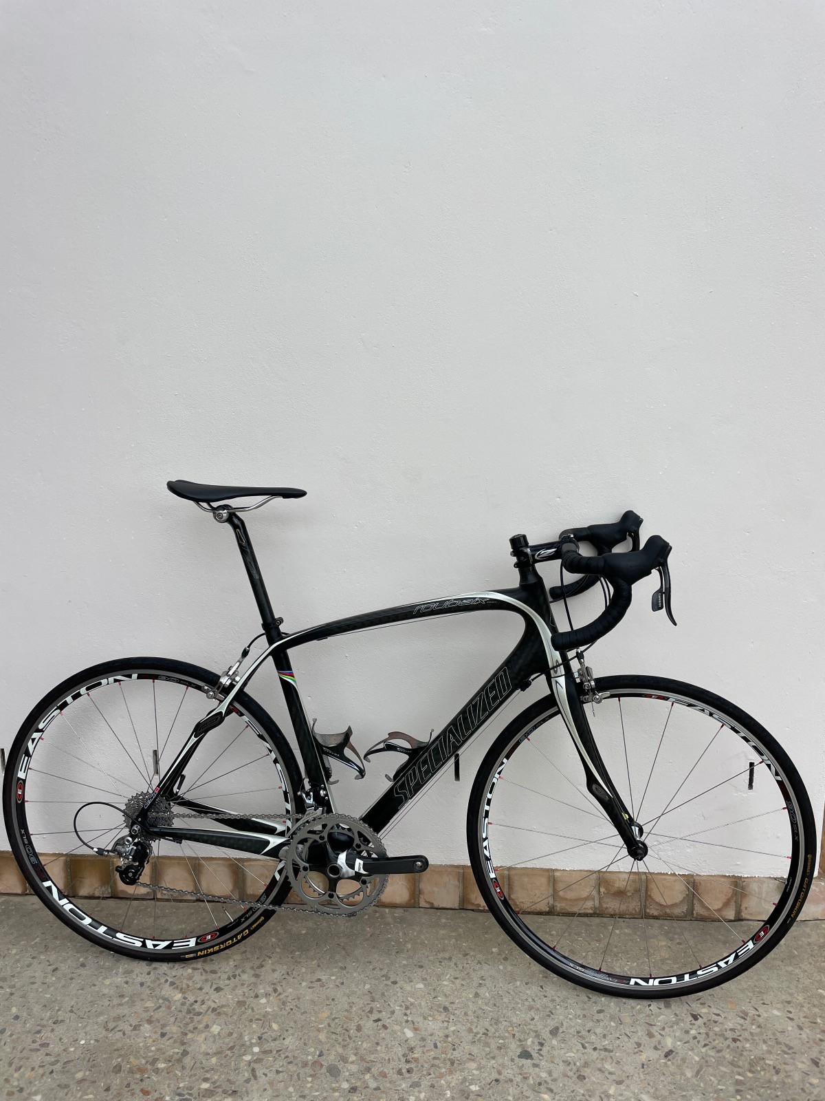 Specialized Roubaix Pro Road Bike (L) | Road Bikes | Bike Hub