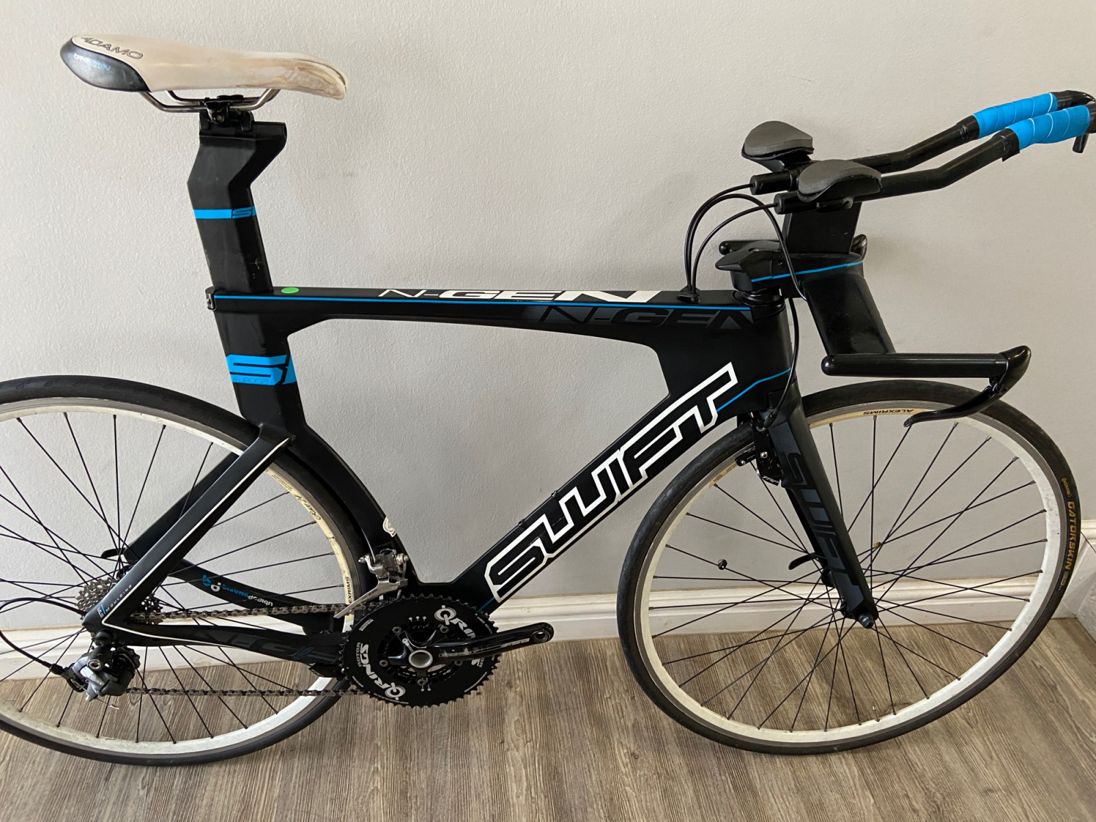 Swift Neurogen | Triathlon & Time Trial Bikes | Bike Hub