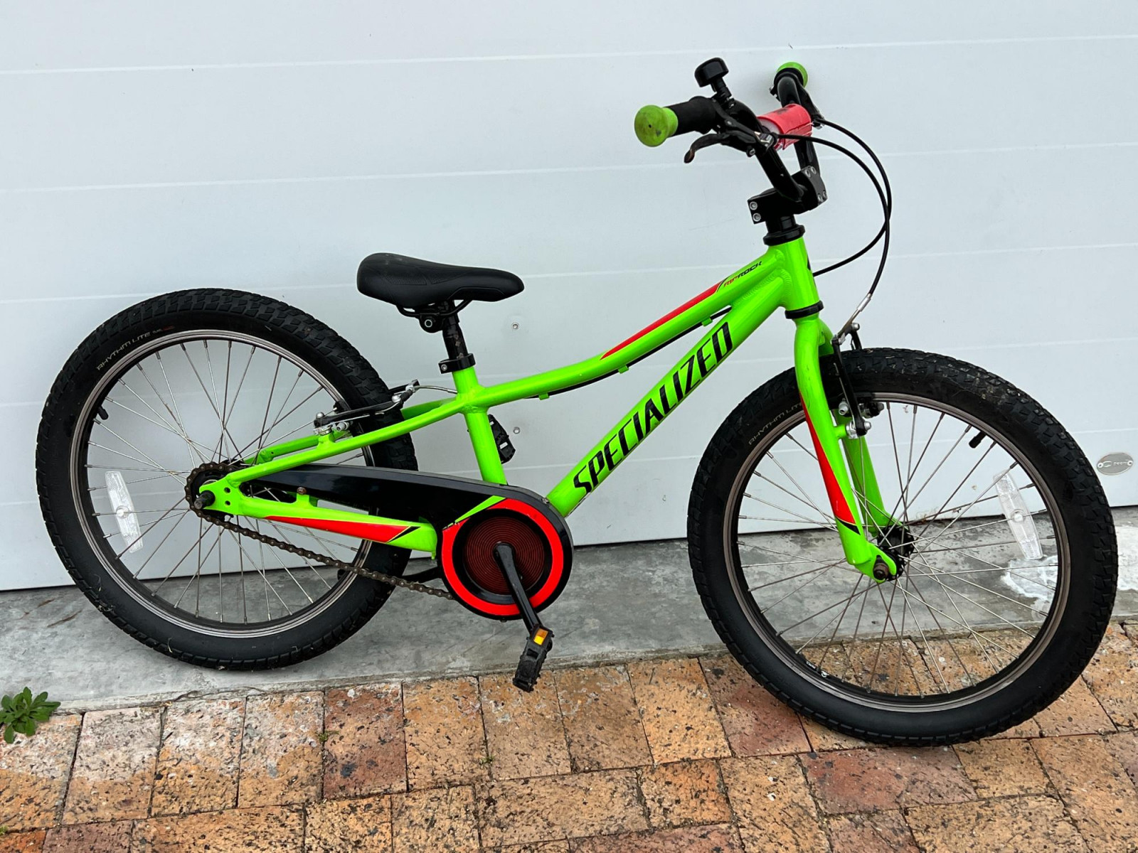 Specialized Rip Rock 20 | Kids Bikes | Bike Hub