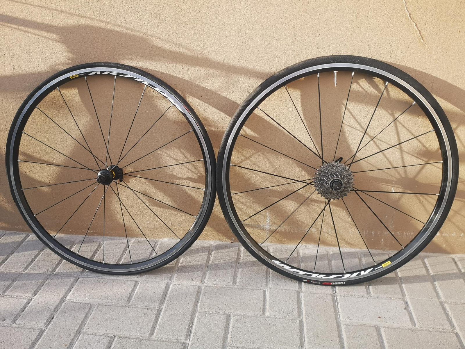 Mavic Aksium Rims | Road Bike Rims | Bike Hub