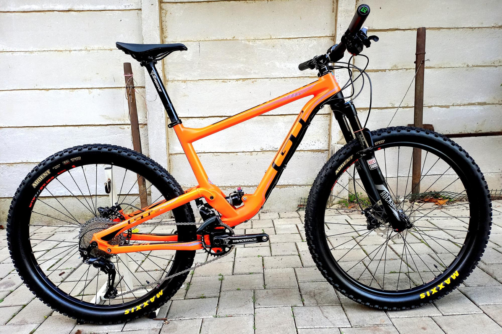 GT Helion Expert Dual Suspension Carbon (L) | Bike Hub