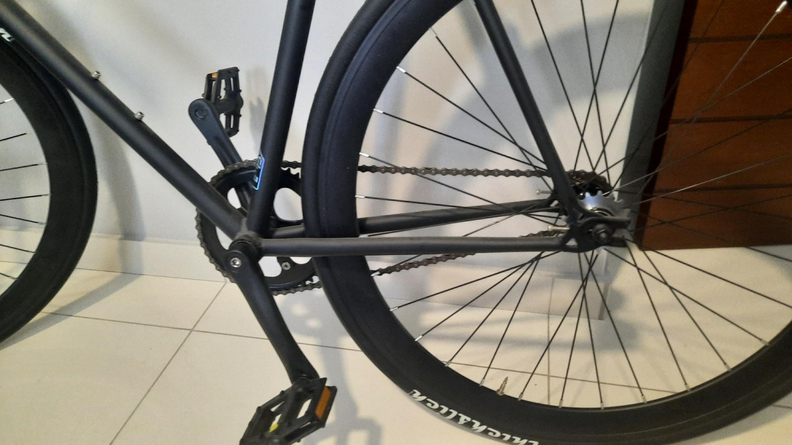 Rook One Matt Black | Bike Hub