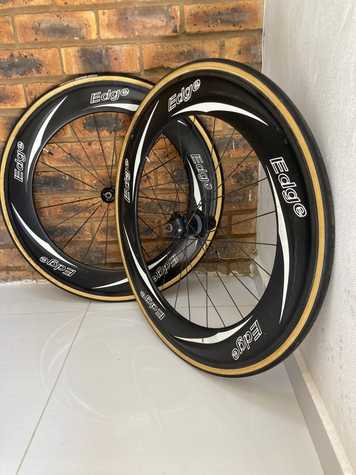 Edge racing rims - Carbon - 80mm - power hub | Road Bike Rims | Bike Hub