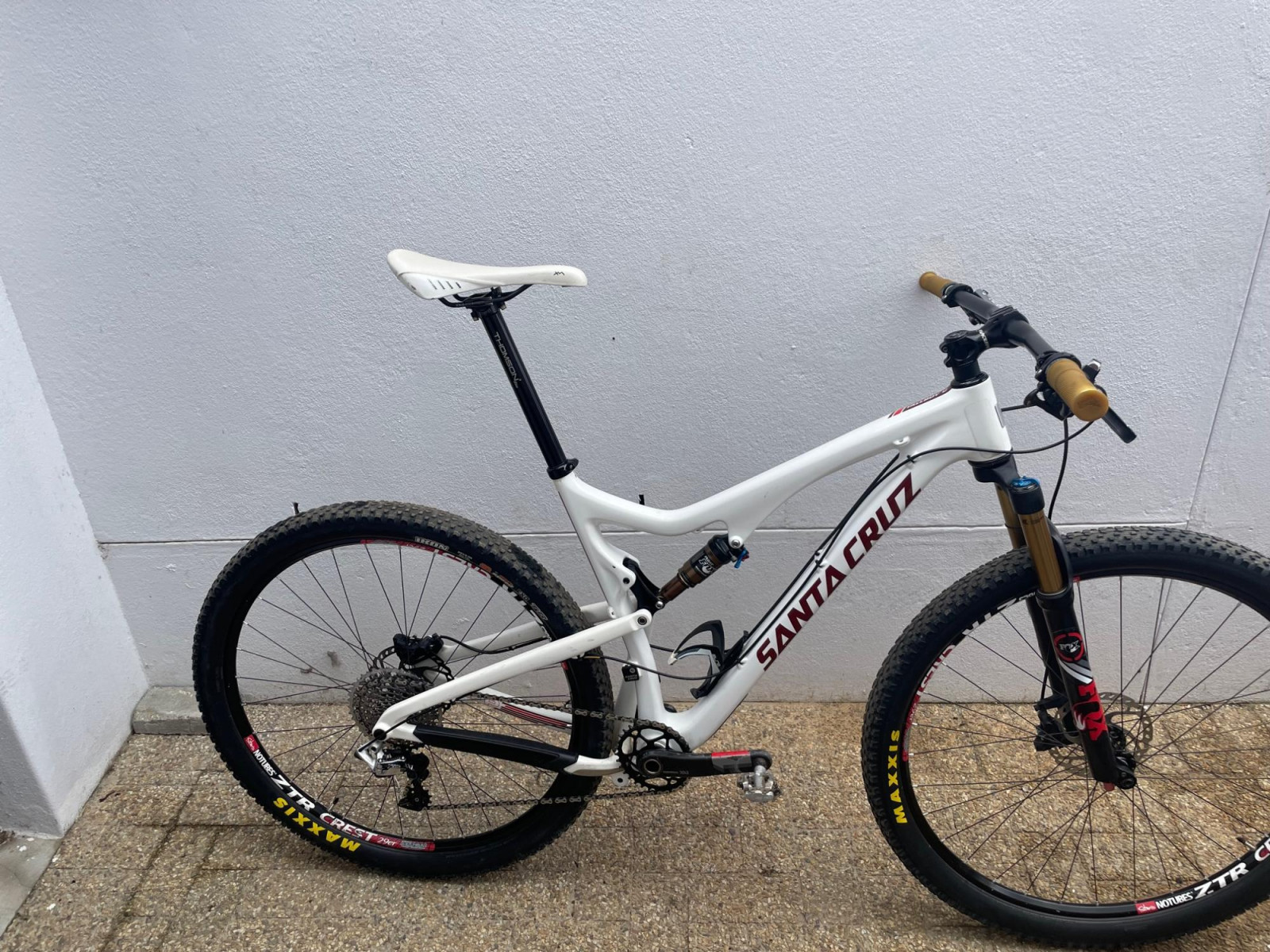 Santa Cruz Tallboy Carbon XX1 | Dual Suspension Mountain Bikes | Bike Hub