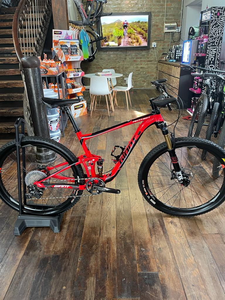 GIANT ANTHEM - ALUXX SL FLUIDFORM - MEDIUM | Dual Suspension Mountain ...