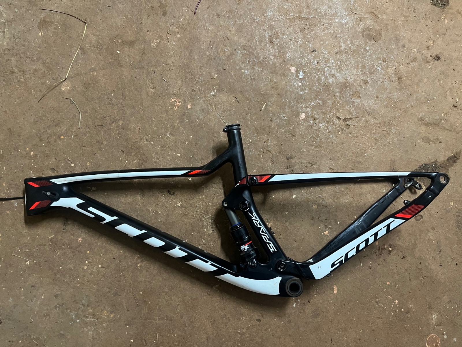 Carbon Scott spark frame | Dual Suspension Mountain Bike Frames | Bike Hub