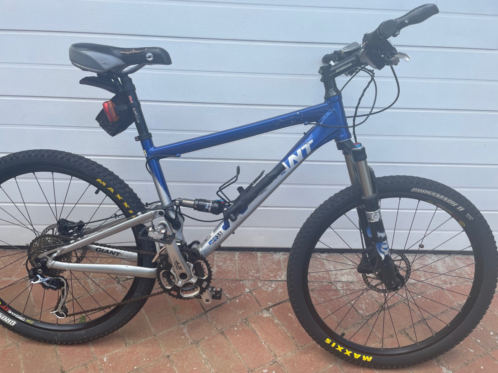 GIANT ANTHEM | Dual Suspension Mountain Bikes | Bike Hub