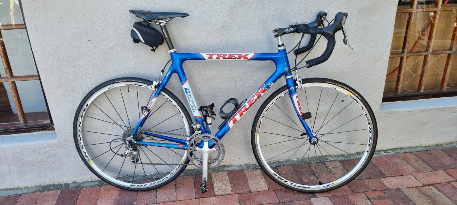 Carbon Trek Madone 5500 | Road Bikes | Bike Hub