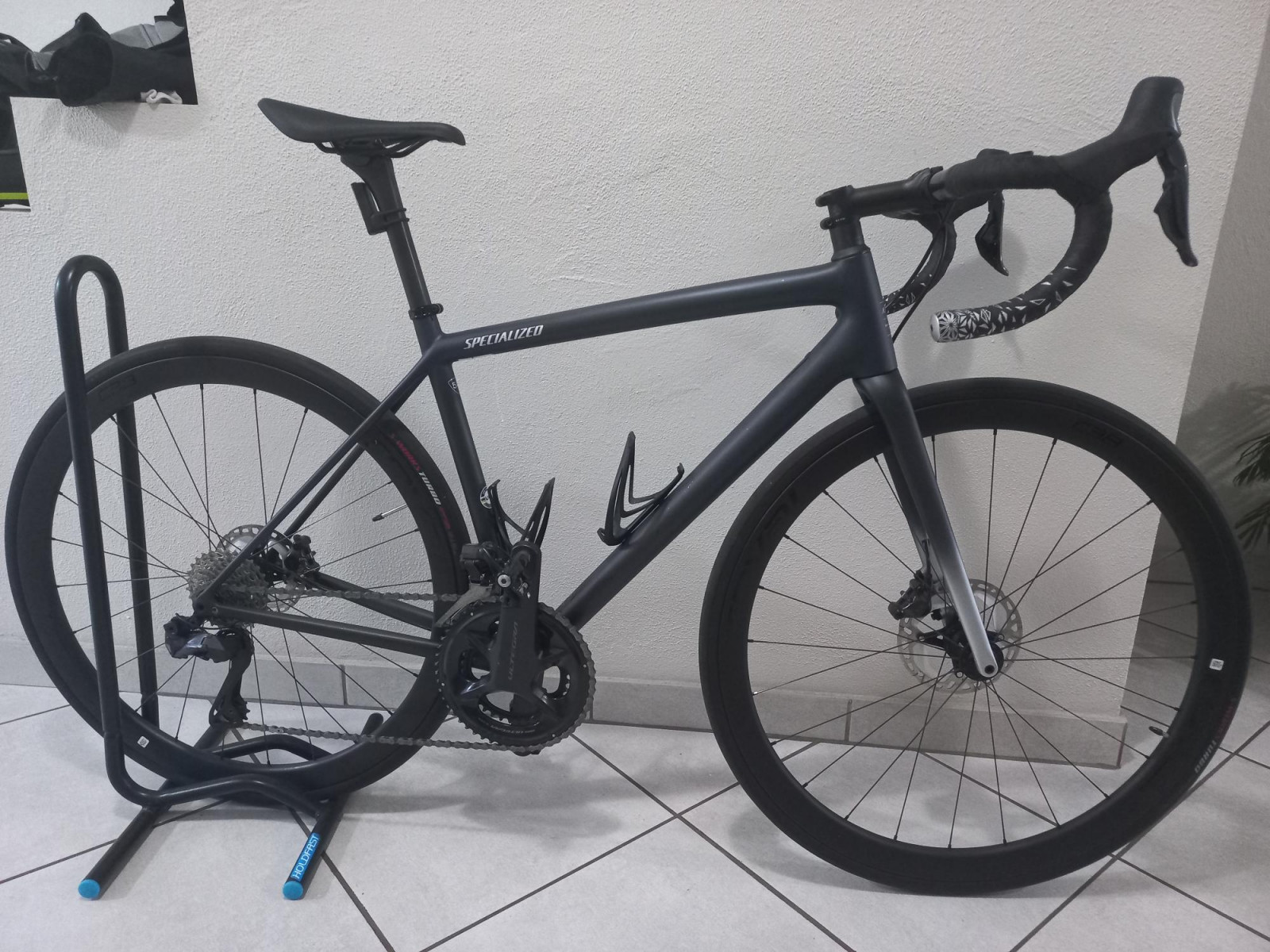 Specialized aethos expert | Road Bikes | Bike Hub