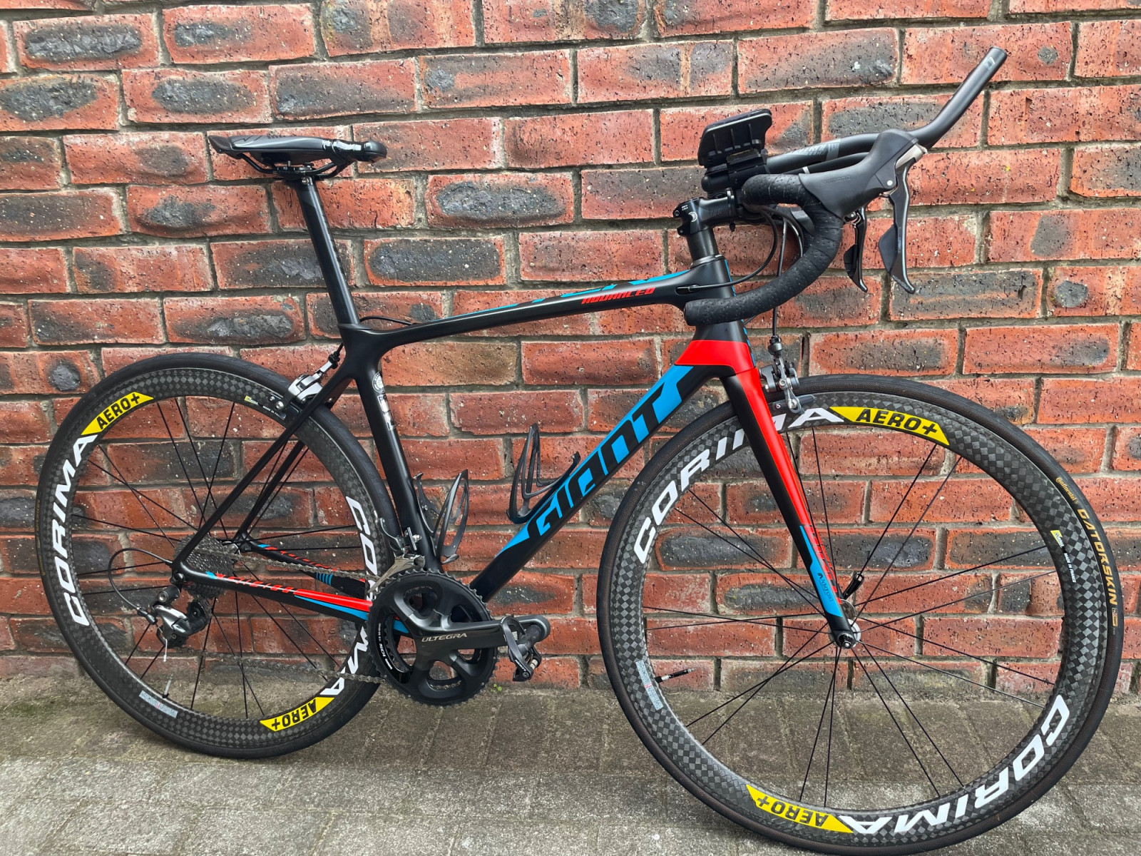 Giant TCR Advance | Road Bikes | Bike Hub