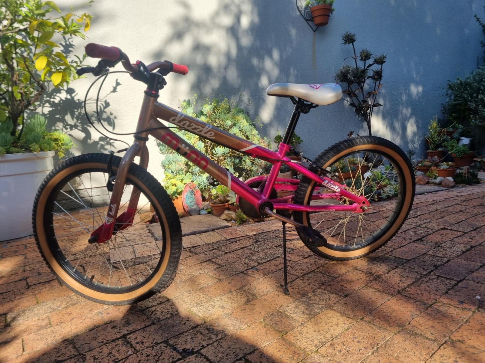 Muna Dazzle 20inch | Kids Bikes | Bike Hub