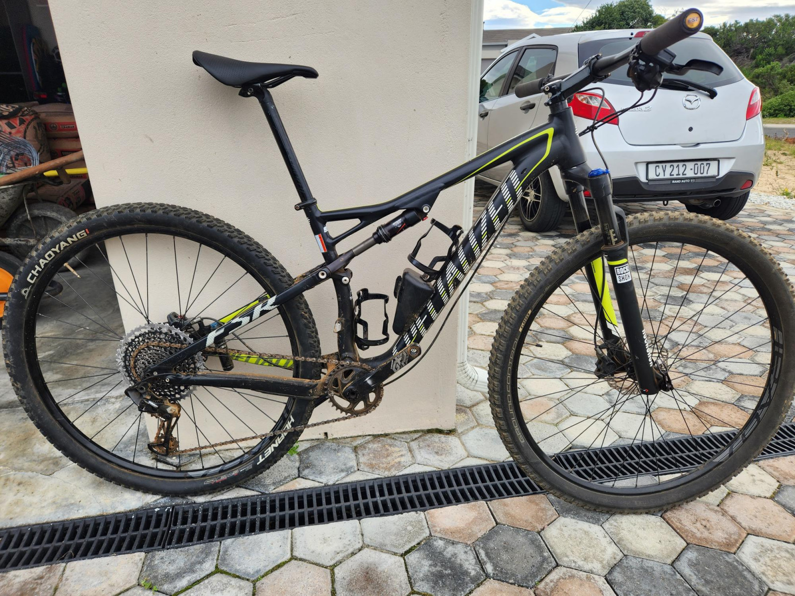 Specialized Epic Comp FSR | Dual Suspension Mountain Bikes | Bike Hub