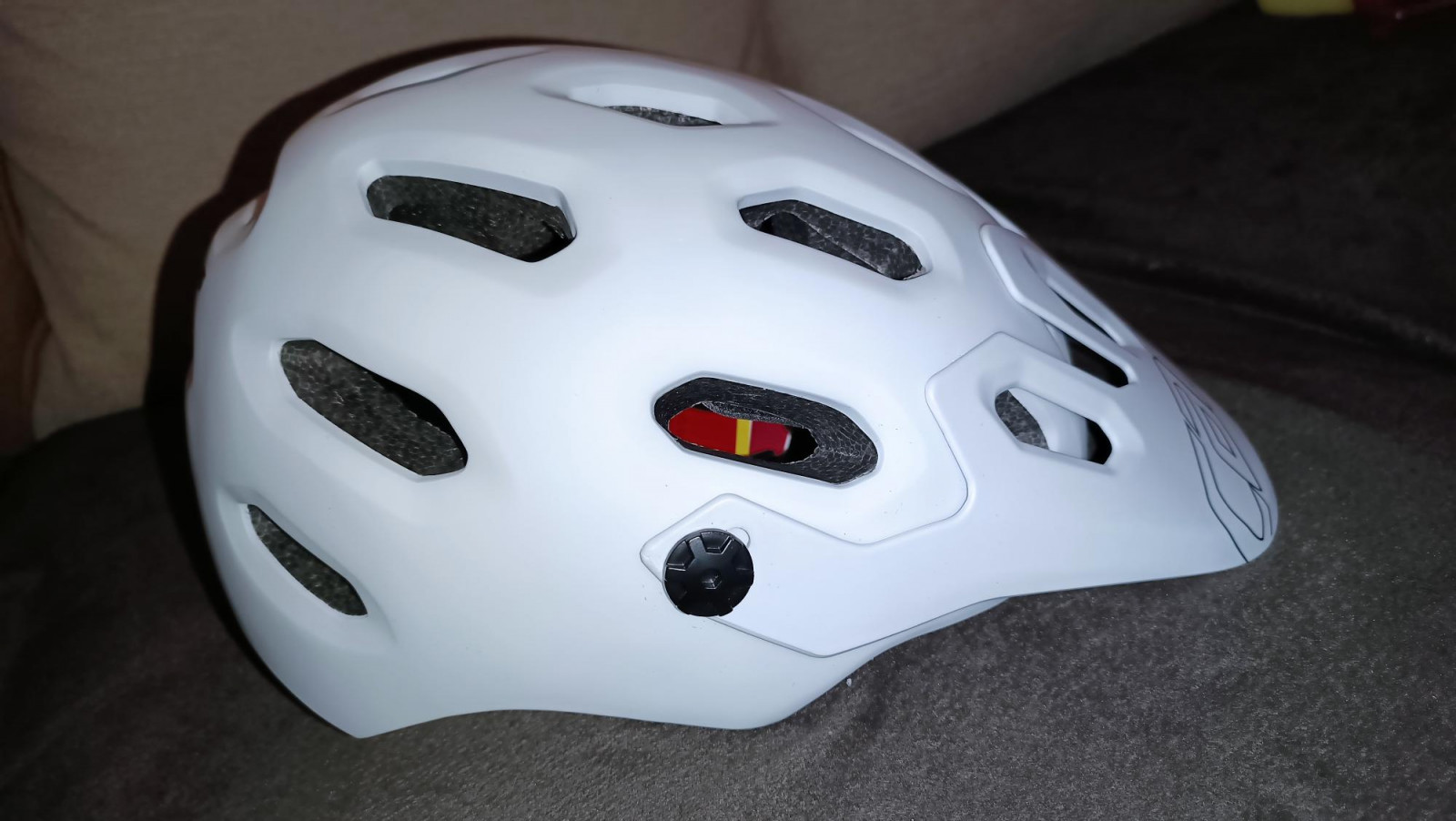 Cairbull allcross enduro helmet | Helmets | Bike Hub