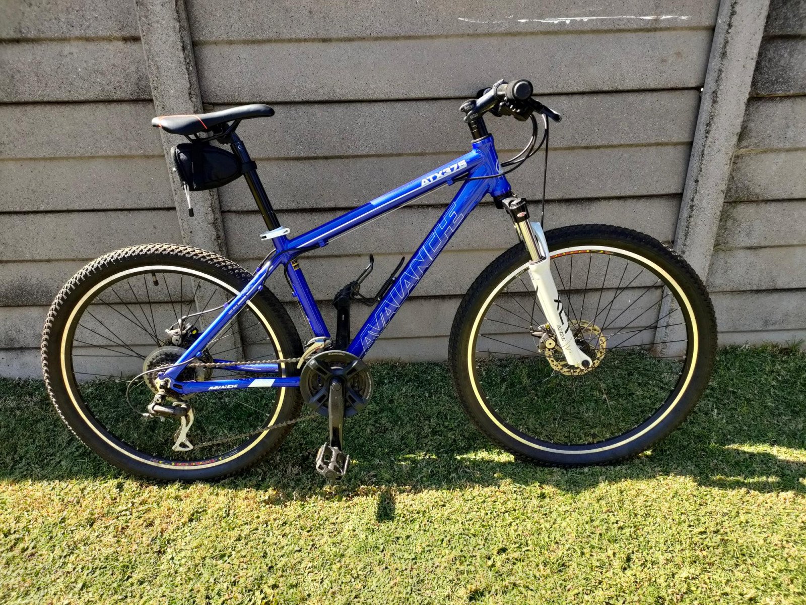 AVALANCHE ATX 375 | Hardtail Mountain Bikes | Bike Hub