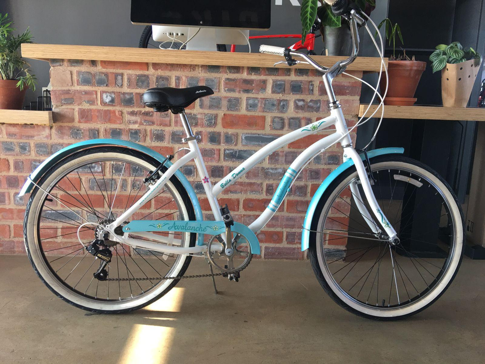 Avalanche Bella Donna | Vintage Bikes | Bike Hub