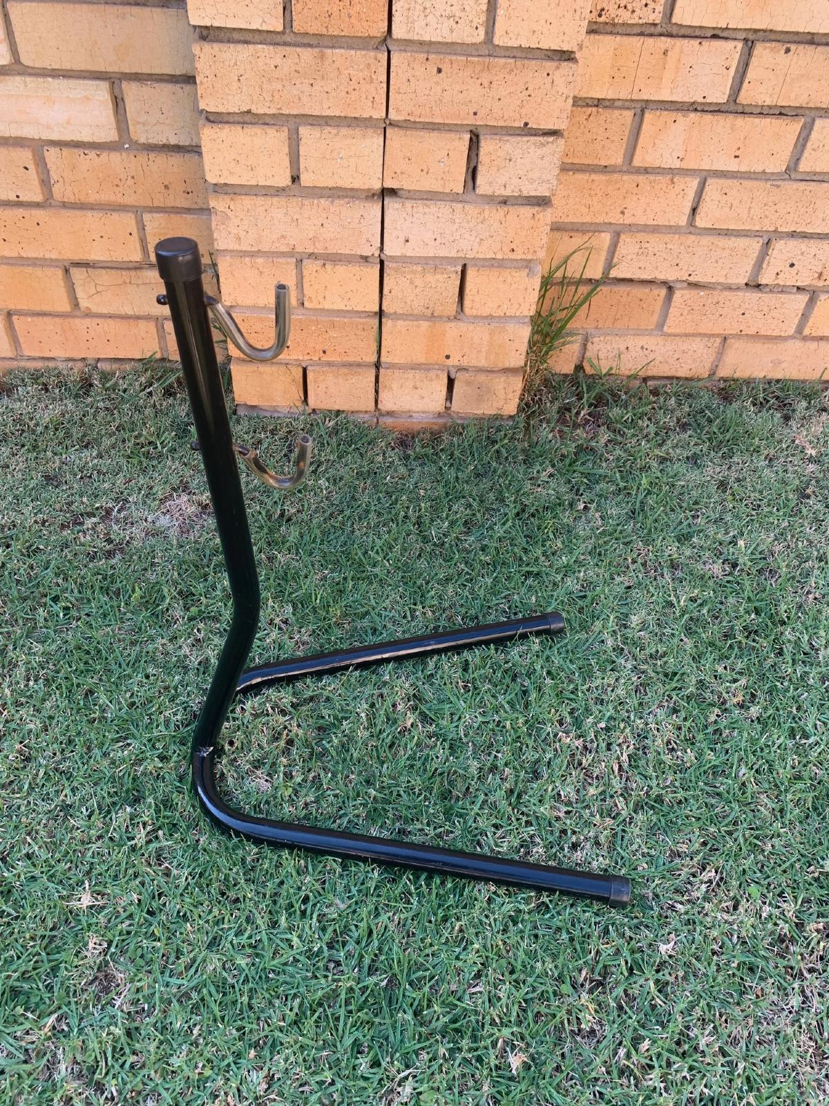Single bike stand | Bike Racks | Bike Hub