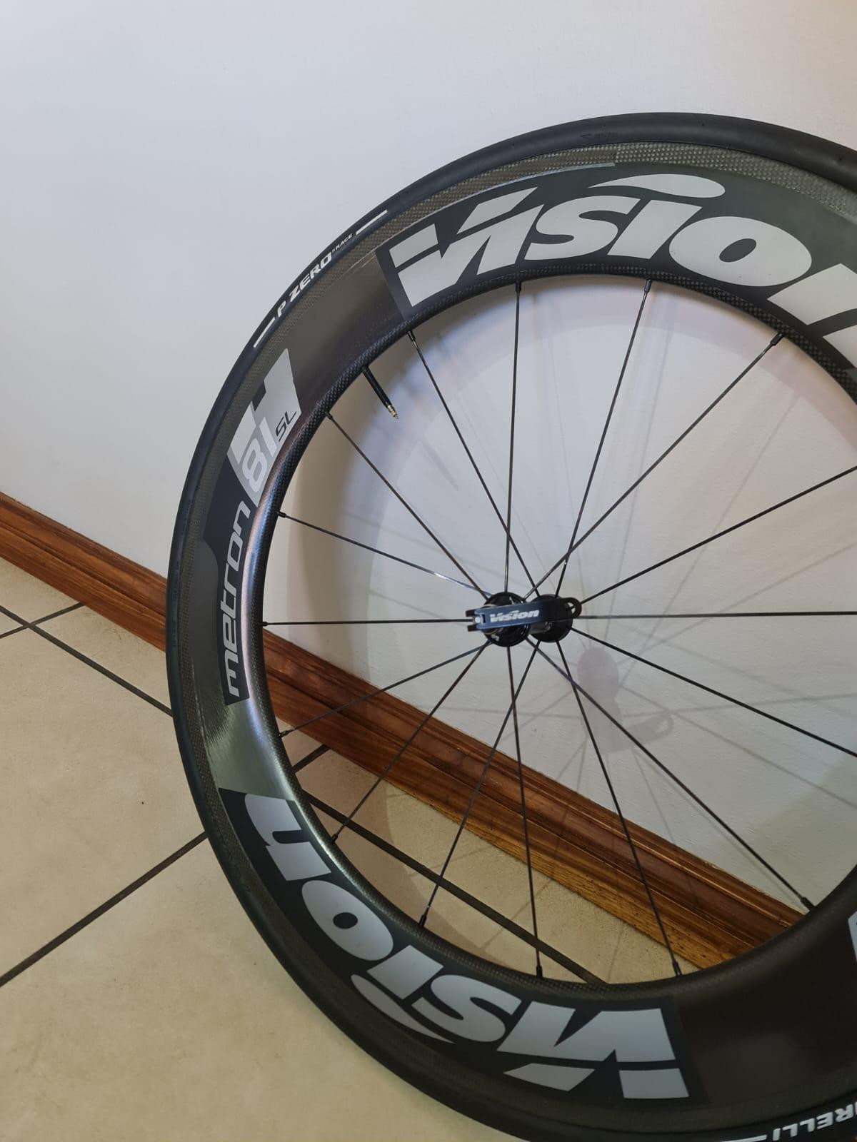 Vision Metron 81mm Wheelset | Road Bike Wheels | Bike Hub