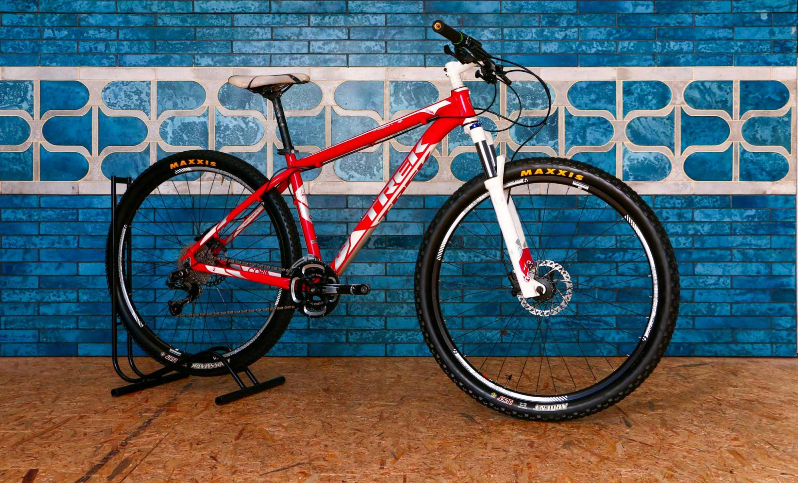 Pre-Owned Trek Cobia (M) BM8454 | Hardtail Mountain Bikes | Bike Hub