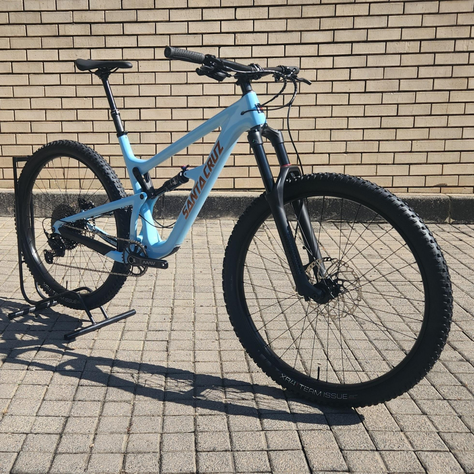 Santa Cruz Hightower LT CC | Dual Suspension Mountain Bikes | Bike Hub