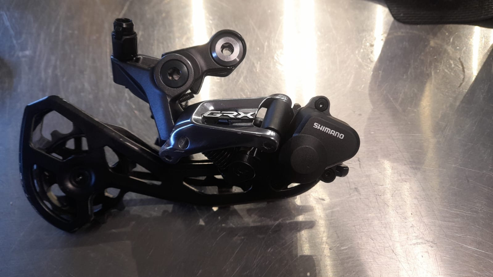 Shimano GRX 2x11 Groupset | Complete Groupsets | Bike Hub