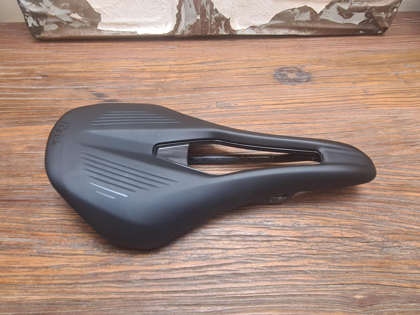 (Price drop)Fizik vento argo r1 140mm(new) | Saddles | Bike Hub