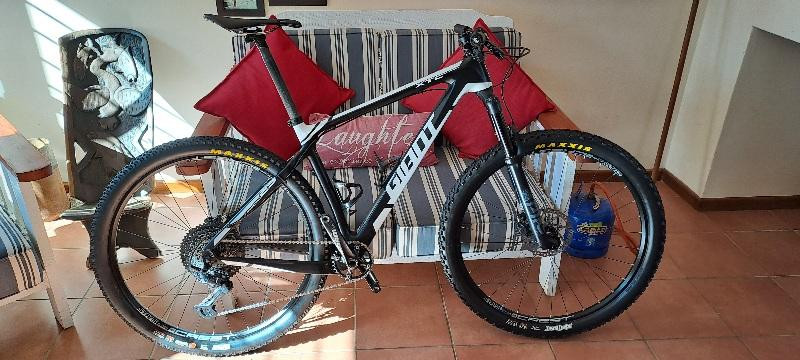 Giant XTC Carbon (Large) | Bike Hub