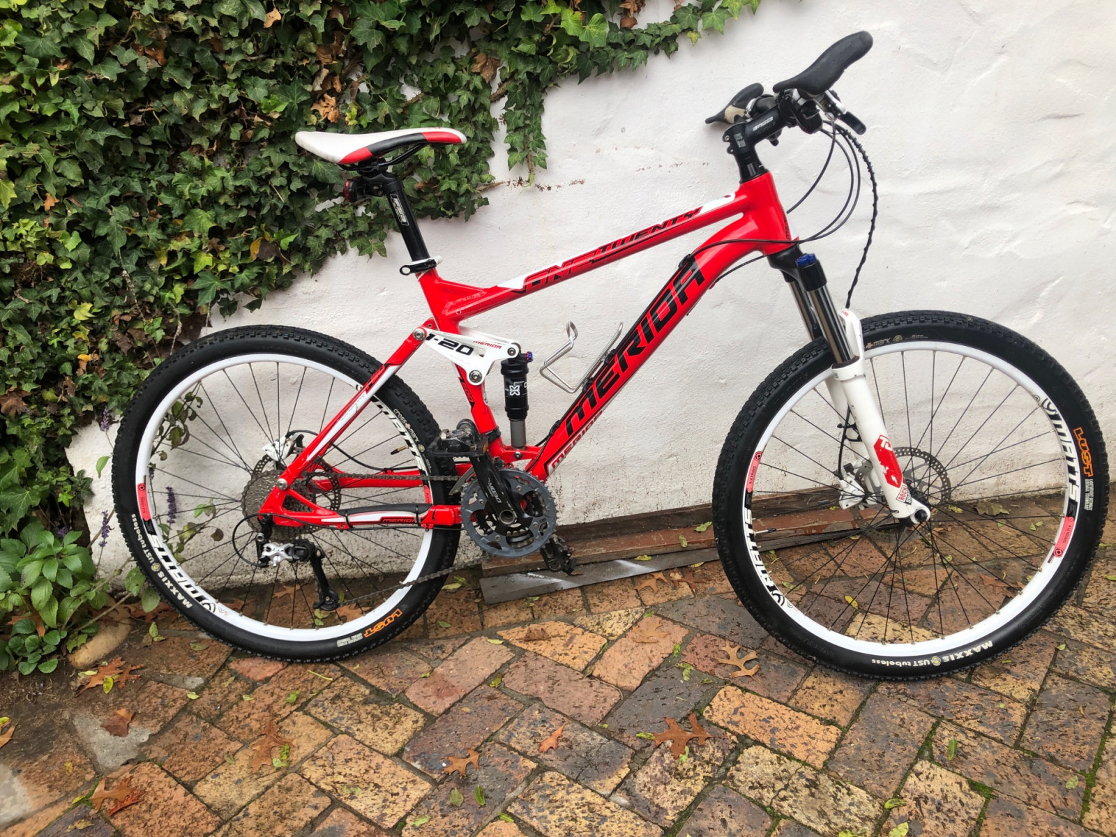 Merida 1-20 | Dual Suspension Mountain Bikes | Bike Hub